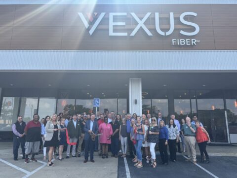 Vexus Fiber™ Holds Ribbon Cutting Event for New Retail Store in Tyler, TX - Vexus